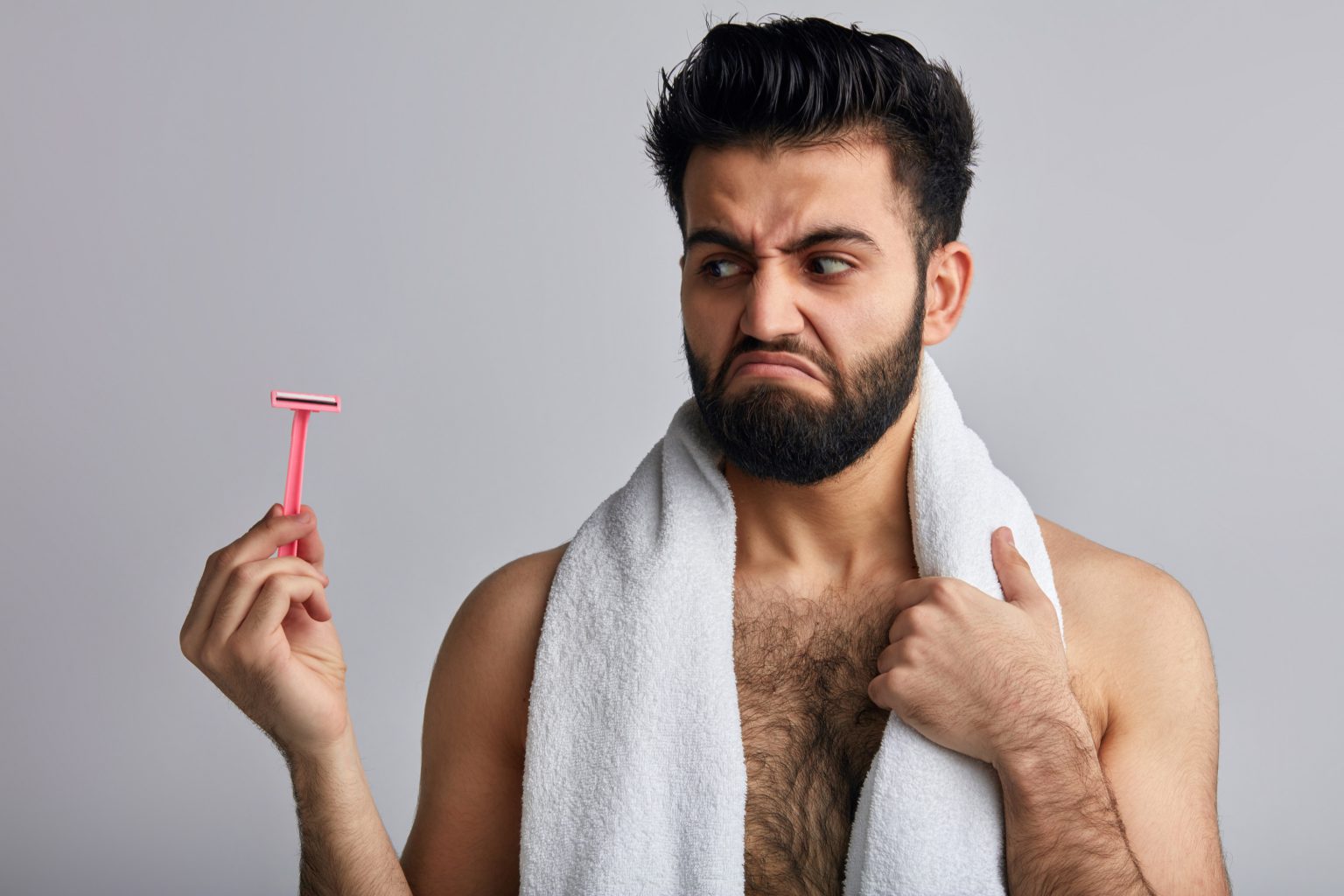 TIPS TO MAINTAIN BEARD FOR THE PERFECT GROOMING